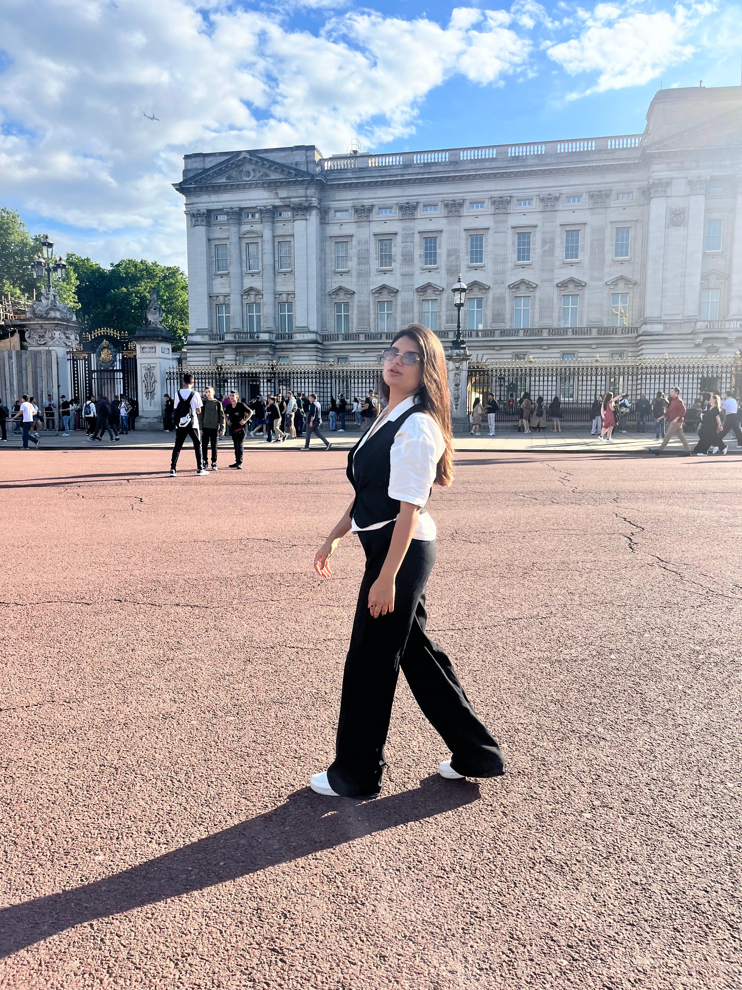 Miri David - profile